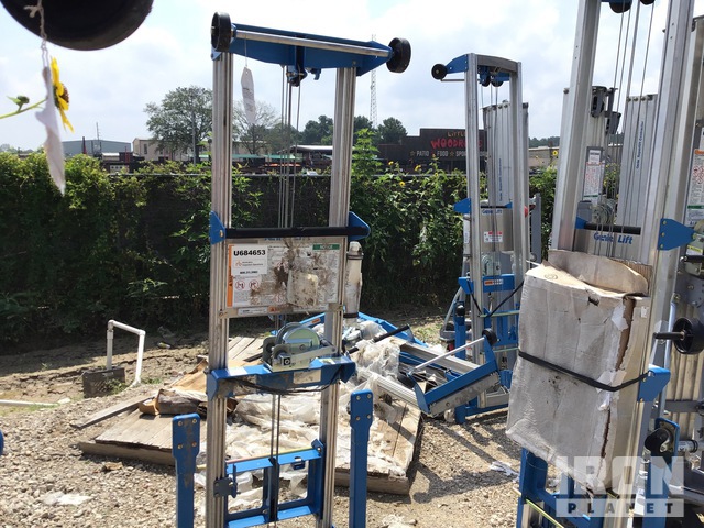 2022 Genie GL-10 Material Hoist in Tomball, Texas, United States ...