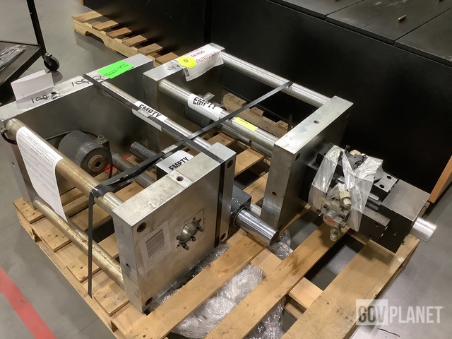 Surplus Hydraulic Load Frame in Chambersburg, Pennsylvania, United ...