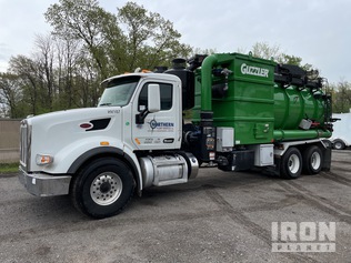 Vactor Guzzler on 2020 Peterbilt 567 6x4 Vacuum Excavator Truck in ...
