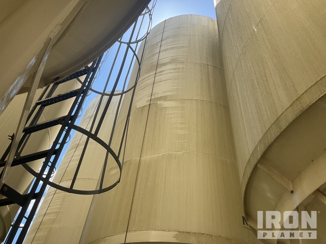 2014 Meridian 13.525HD FRAC Bulk Sand Storage Tank in Newcomerstown ...