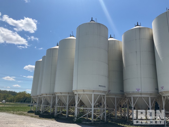 2014 Meridian 13.525HD FRAC Bulk Sand Storage Tank in Newcomerstown ...
