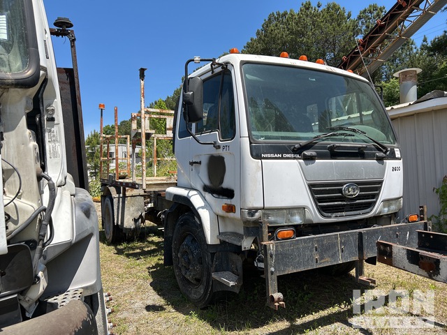 2007 Nissan UD2600 4x2 COE Flatbed Truck (Inoperable) in Huntersville, North Carolina, United ...