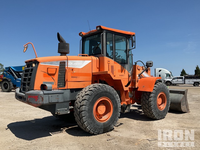 2016 (unverified) Doosan DL200-5 Wheel Loader in Davenport, Florida ...