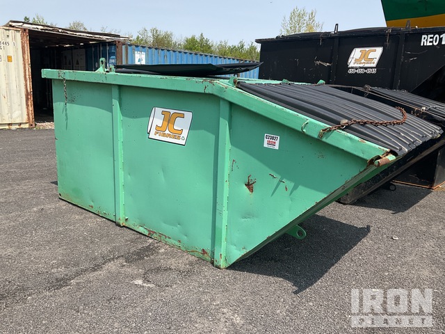 13 ft 8 cubic yards Waste Container in Saint-Blaise-sur-Richelieu ...