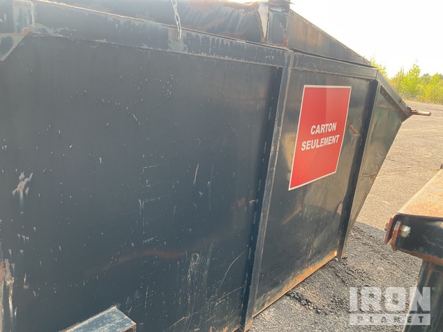 13 ft 8 cubic yards Waste Container in Saint-Blaise-sur-Richelieu ...