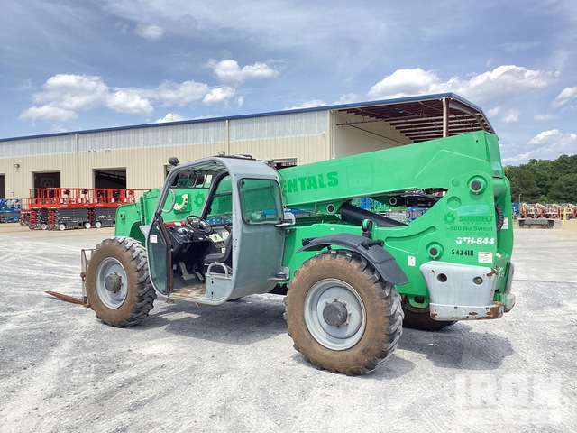 2013 Genie GTH-844 Telehandler in Cartersville, Georgia, United States ...