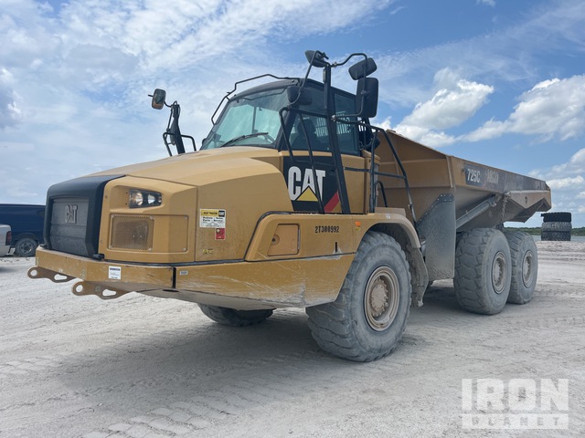 2019 Cat 725C2 Articulated Dump Truck