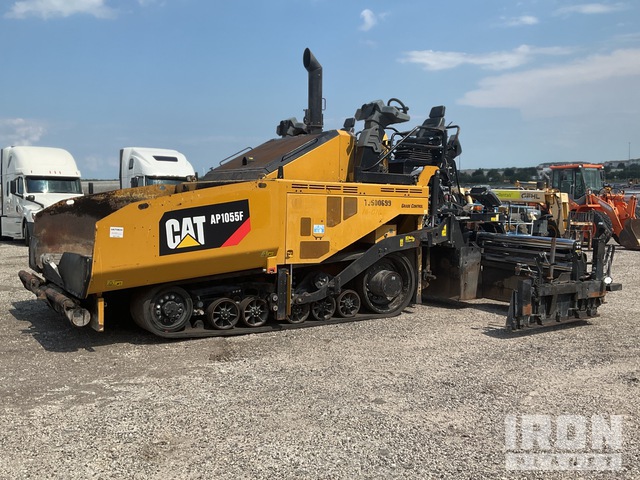 2018 Cat AP1055F Track Asphalt Paver in Davenport, Florida, United ...