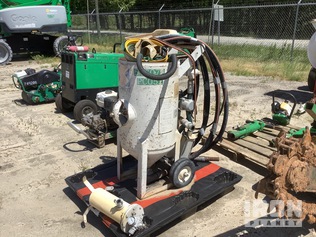 2012 Axxiom 3.5CF 300 lb Sand Blaster in Spartanburg, South Carolina ...
