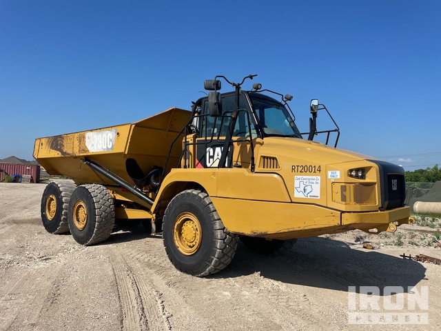 2015 Cat 730C Articulated Dump Truck in Pflugerville, Texas, United ...