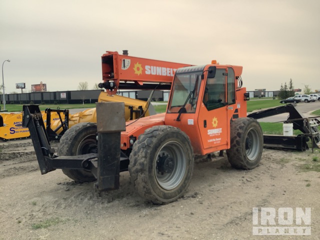 2016 SkyTrak 10054 Telehandler in Moorhead, Minnesota, United States ...