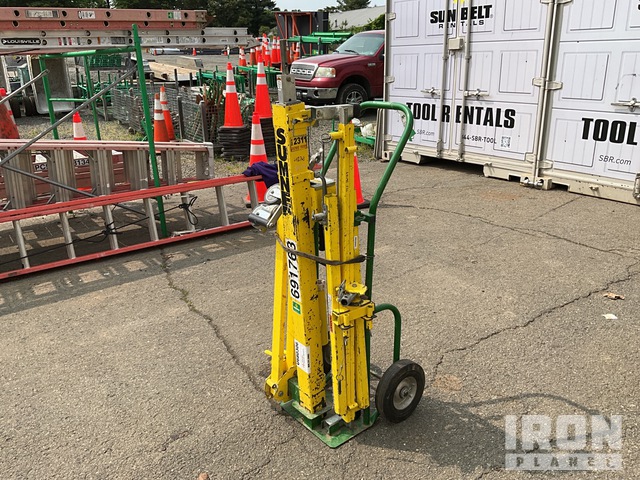 2013 Sumner 2311 Drywall Lift in Warrenton, Virginia, United States ...