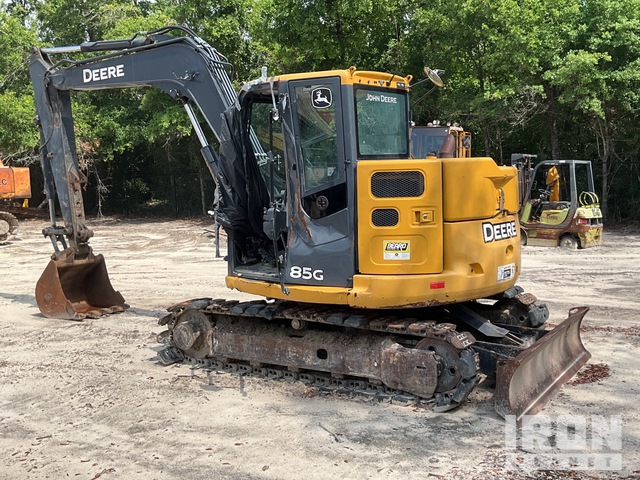 2017 John Deere 85G Tracked Excavator in Panama City, Florida, United ...