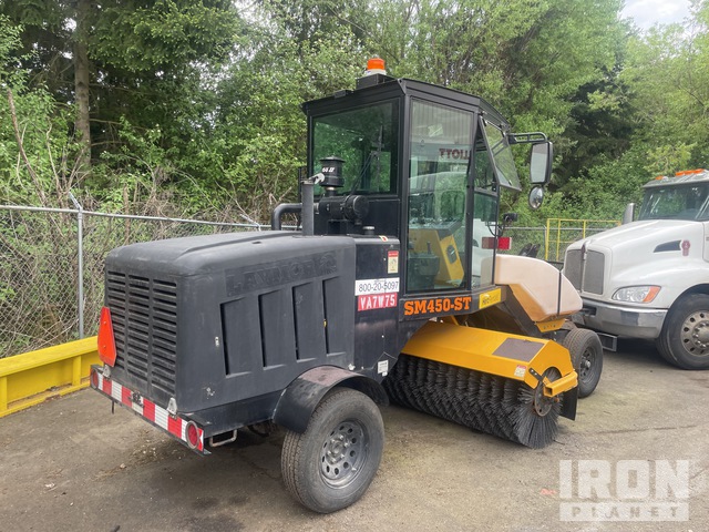 2018 Laymor SM450-ST Self-Propelled Broom in SEATTLE, Washington ...