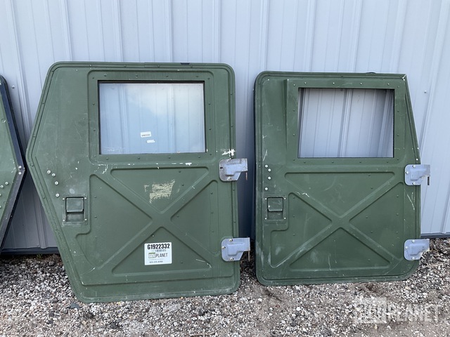 Surplus Set of (4) HMMWV Humvee Doors in Abilene, Kansas, United States ...