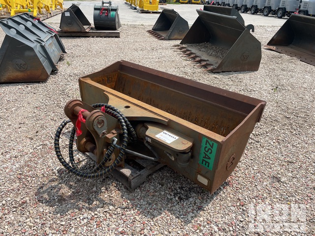 Wacker Neuson 60 in Excavator Bucket in Menomonee Falls, Wisconsin ...