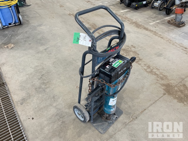 2015 Makita HM1810 Demolition Breaker in BURLINGTON, Ontario, Canada ...