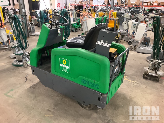 2015 Tennant 6100 Ride-On Electric Floor Sweeper in Kearny, New Jersey ...