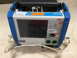 Surplus Zoll M Series CCT Defibrillator Monitor-Recorder w/Storage Case ...