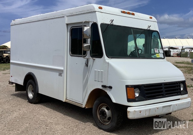 Surplus 2002 Frieghtliner P42 Cargo Van in Kapolei, Hawaii, United ...