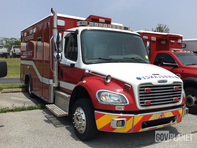 2014 Freightliner M2 Ambulance in Harrisburg, Pennsylvania, United ...