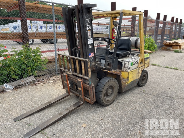 TCM FG25 3700 lb Pneumatic Tire Forklift in Shelby Township, Michigan ...