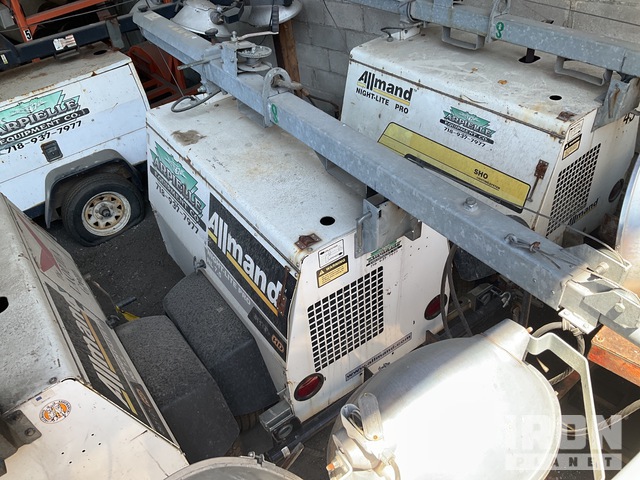 Allmand Night Lite Pro 6 kW Light Tower in Brooklyn, New York, United ...