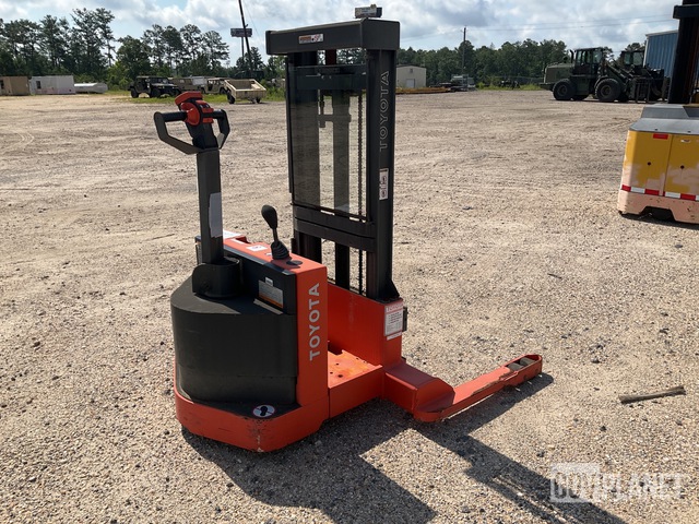 Surplus Toyota 6BWS15 Electric Forklift in Saraland, Alabama, United ...