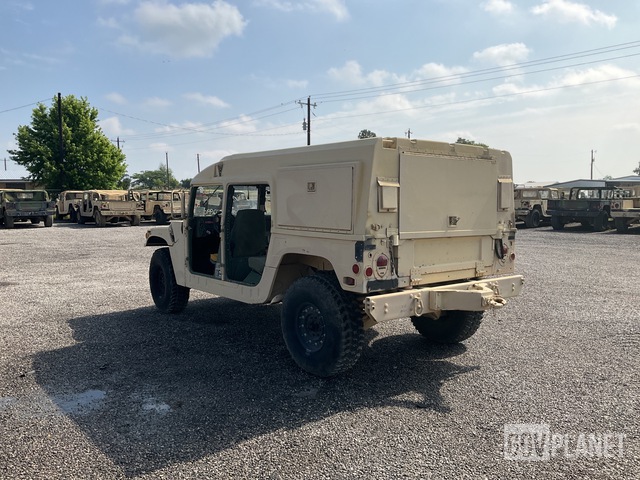 Surplus 2004 AM General M1097A2 HMMWV 4 Door Hard Top w/Helmet Top in ...