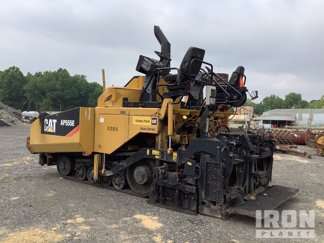 2012 Cat AP555E Track Asphalt Paver in Murfreesboro, North Carolina ...