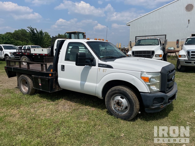 2014 Ford F-350 XL 4x2 Regular Cab Flatbed Truck in Irving, Texas ...