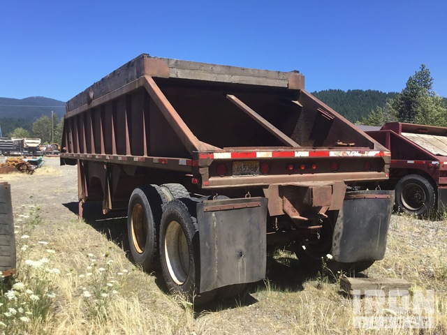 1965 Peerless T/A 24 YD Belly Dump Trailer in Oakridge, Oregon, United ...