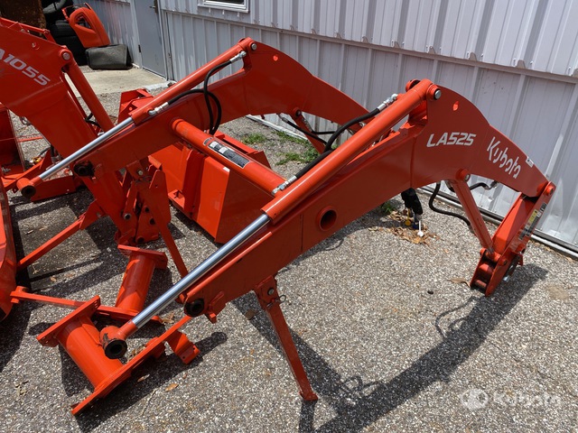 Kubota LA525 Front Loader Attachment Front Loader Attachment in LAND O ...
