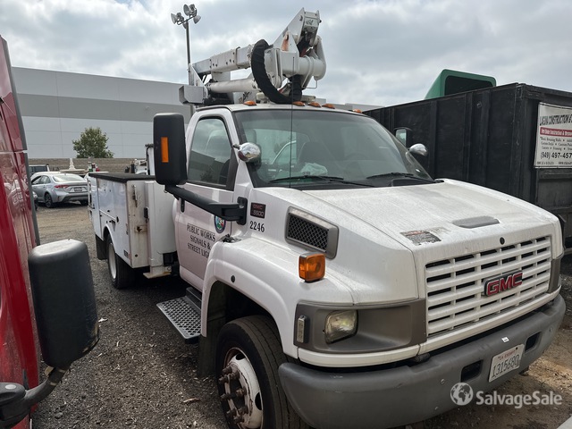 Altec AT37-G 37 ft on 2009 GMC C5500 4x2 Bucket Truck in Moreno Valley ...