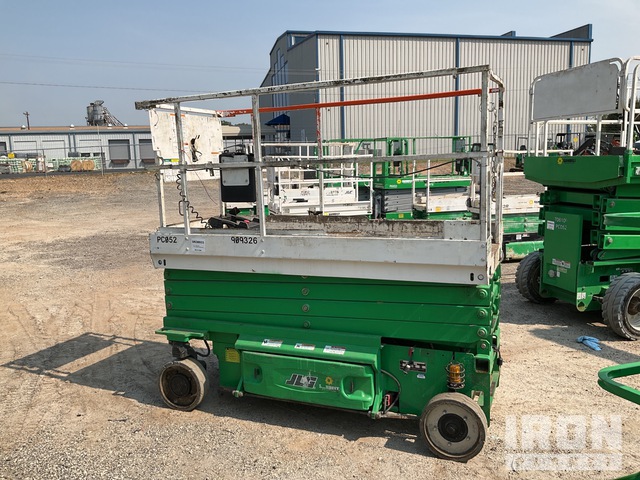 2016 JLG 3246ES Electric Scissor Lift in Spartanburg, South Carolina ...