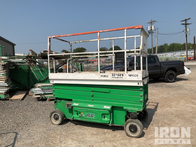 2016 JLG 3246ES Electric Scissor Lift in Spartanburg, South Carolina ...