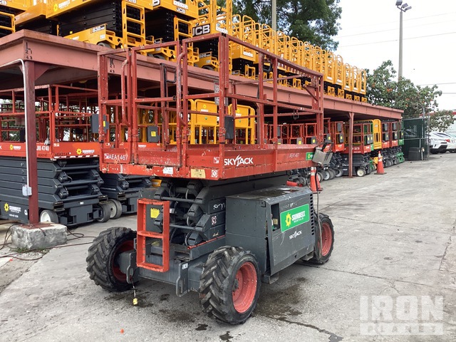 Skyjack 6832RT Diesel Scissor Lift in Miami, Florida, United States ...