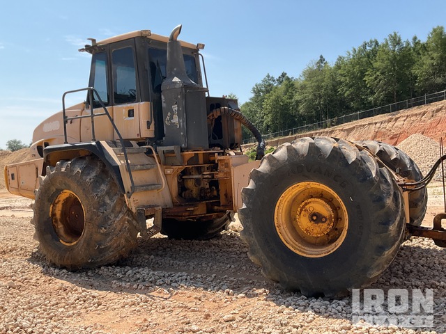 2003 Bell 4206D Scraper Tractor in Defuniak Springs, Florida, United ...