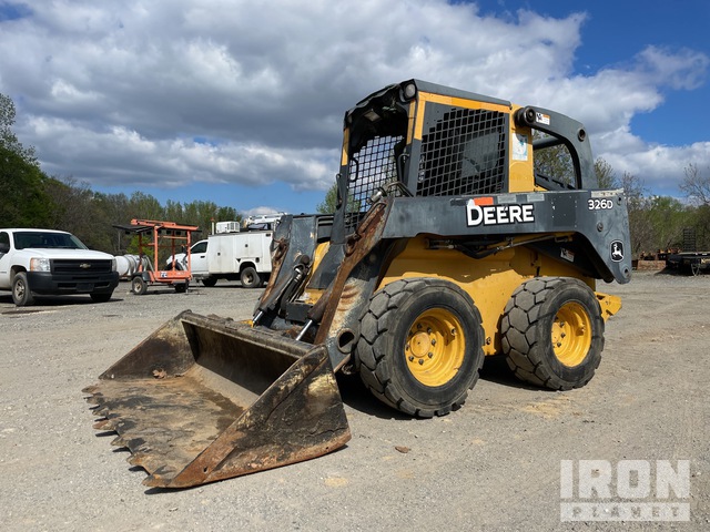 2011 John Deere 326D Skid Steer Loader in Charlotte, North Carolina ...