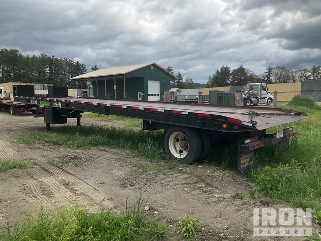 2008 Landoll 330C 42 ft S/A Sliding Axle Trailer in South Royalton ...