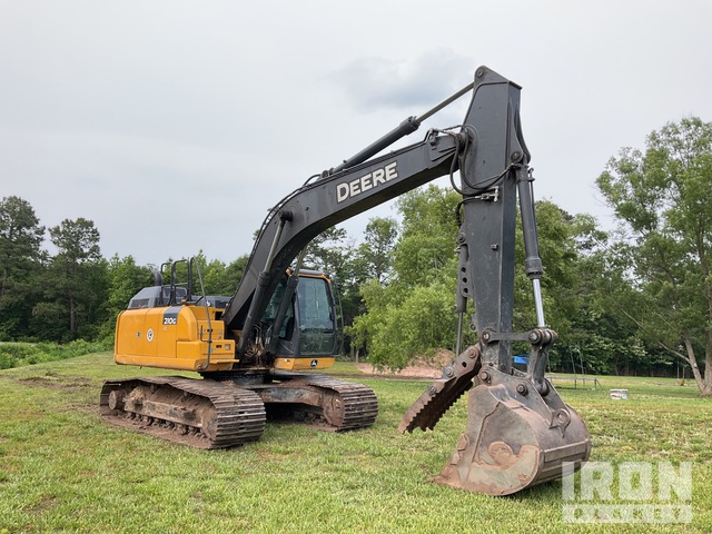 2020 John Deere 210GLC Tracked Excavator in Tyner, North Carolina ...