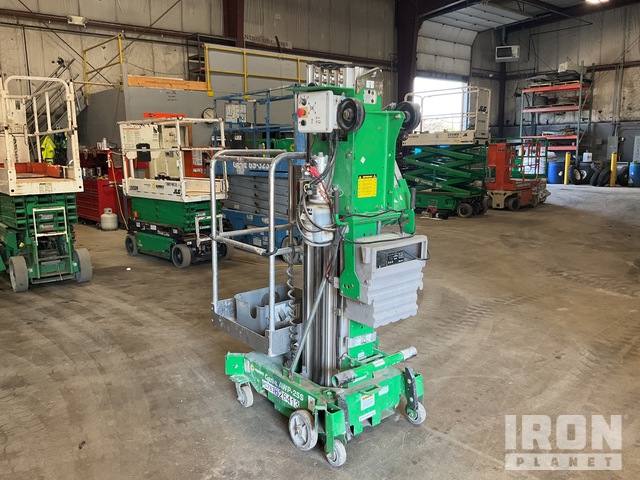 2014 Genie AWP-25S Vertical Mast Lift in Dewitt, Michigan, United ...