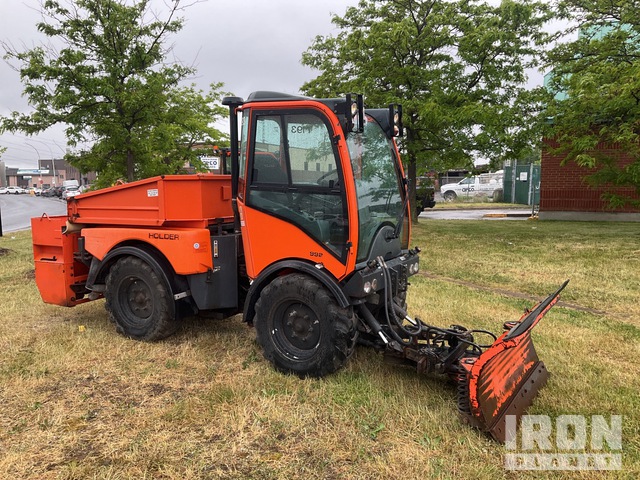 2011 Holder C992 Industrial Tractor in Saint-Léonard, Quebec, Canada ...