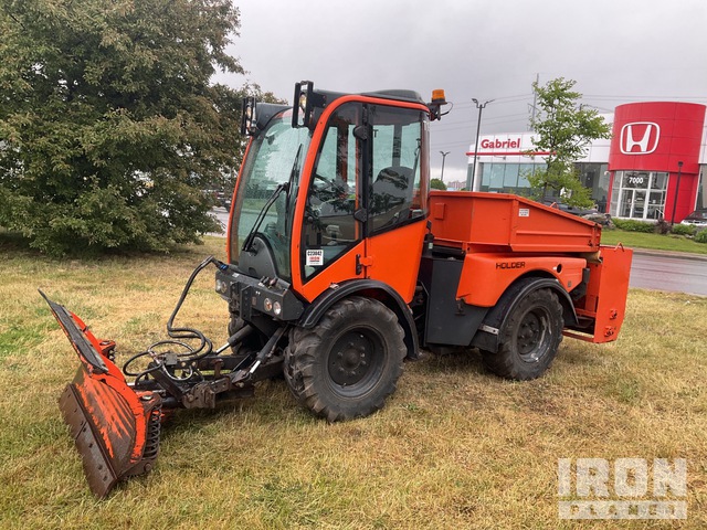2011 Holder C992 Industrial Tractor in Saint-Léonard, Quebec, Canada ...