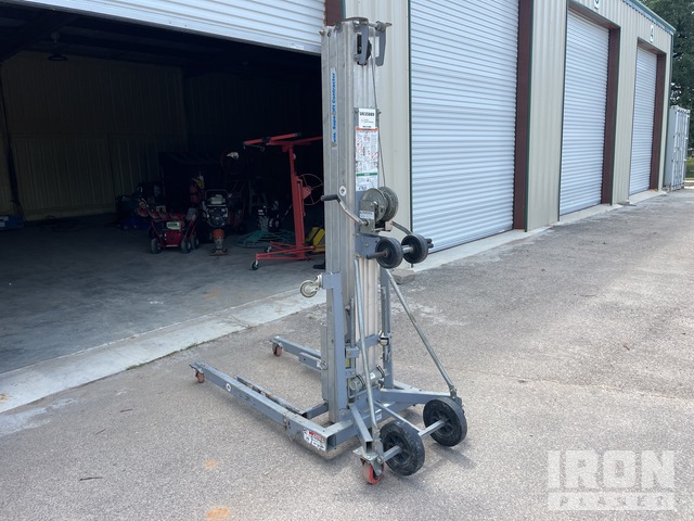 2017 Genie SLC-18 Material Hoist in Malakoff, Texas, United States ...