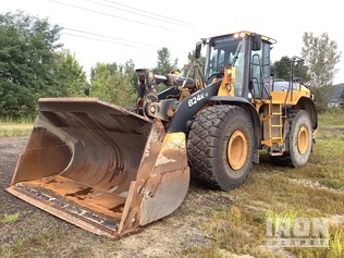 2015 John Deere 824K-II Wheel Loader in Lancaster, Ohio, United States ...