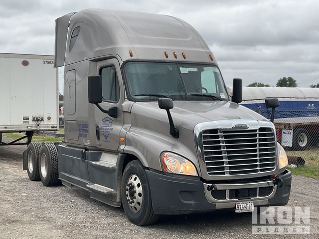 2017 Freightliner Cascadia 125 6x4 T/A Sleeper Truck Tractor in ...
