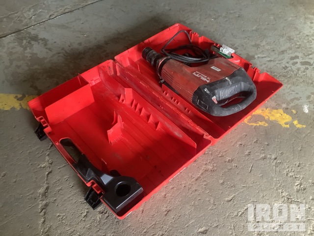 2018 Hilti TE 800-AVR Electric Demolition Breaker in Detroit, Michigan ...