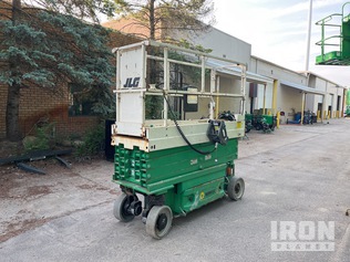 2015 JLG 2632ES Electric Scissor Lift in Novi, Michigan, United States ...