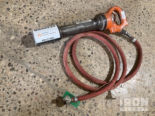 2000 APT 133 Rivet Buster in Pittsburgh, Pennsylvania, United States ...